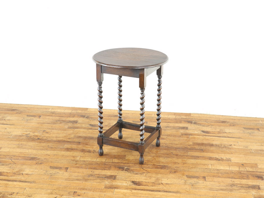 まん丸のかわいい印象 イギリスアンティーク オケージョナルテーブル 80473 アンティーク家具 ウェブサイト商品一覧 日本最大級の品ぞろえアンティークフレックス アンティークフレックス